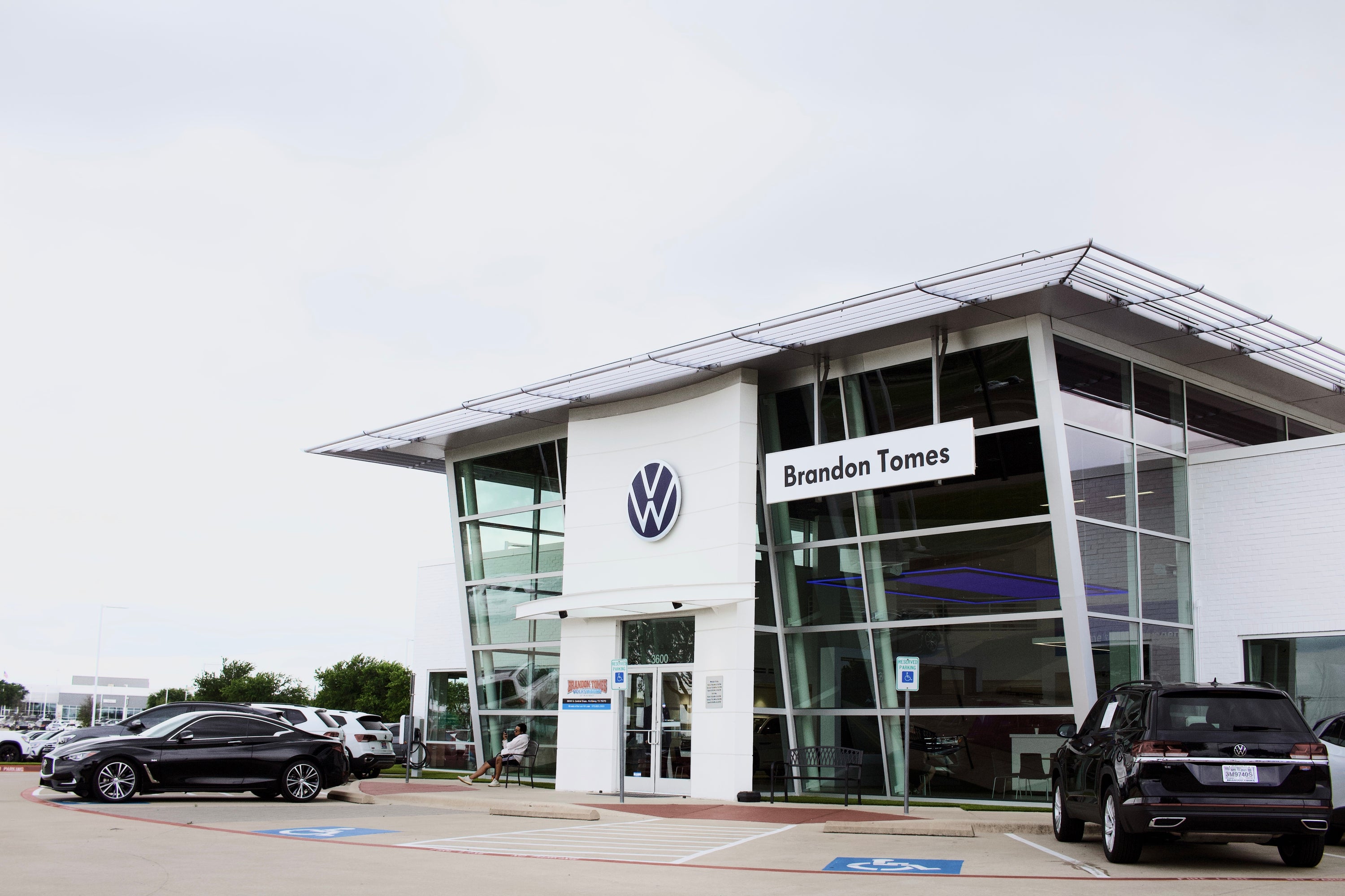 Brandon Tomes VW – Blue Box